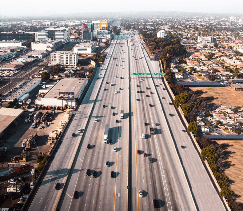 One Killed and Two Injured after Crash near Loop 202 [Gilbert, AZ]